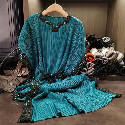 China Summer New Dress Elegant Loose Chiffon Skirt V-Neck Bat Sleeves Lace-Up Waist Midi Length Casual Look for Large Sizes for sale