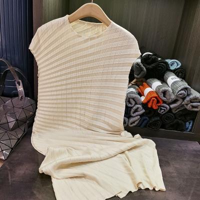 China Women's Elegant Casual Solid Color Mid-Length Pleated Dress for Spring Summer New Heavy Craft Design Versatile Use Natural for sale
