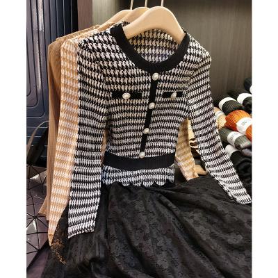 China 2025 Women's Spring Dress with Pleated Lace Patchwork round Neck Long Sleeves Natural Waist Slimming Casual Style for sale