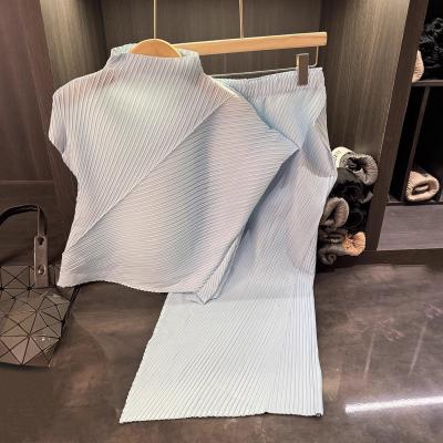 China High-End Two-Piece Set Versatile Loose Fit T-Shirt with Stand-Up Collar & Elastic Waist Irregular Solid Color Runway Design for sale