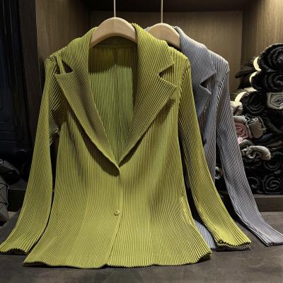 China Autumn and winter new pleated solid color temperament elegant slimming versatile suit jacket for women for sale