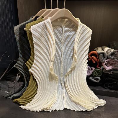 China Heavy industry pleated solid color cardigan, vest, spring and autumn new style, loose and versatile commuting plus size Cota for sale