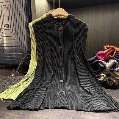 China Autumn New Elegant Versatile Loose Plus Size Single-Breasted Top Rabbit Casual Thick Toothpick Pleat Vest Coat Pleated Long for sale
