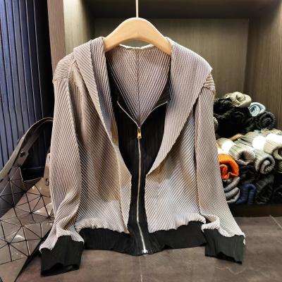 China Autumn Casual High-End Women's Two-Piece Spliced Hooded Zipper Jacket Long-Sleeve Ruched Top Snake Skin Leather Polyester Lining for sale