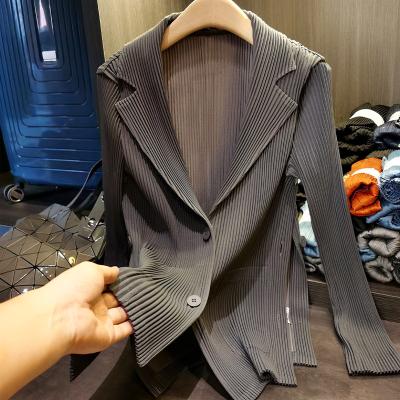 China Elegant Versatile Slimming Women's Blazers Solid Color Slim-Fit Pleated Suit with Long Sleeves Top for sale