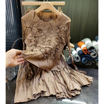 China Exquisite Handmade Floral Skirt Set Elegant and Fashionable Ladies Autumn New Style for sale