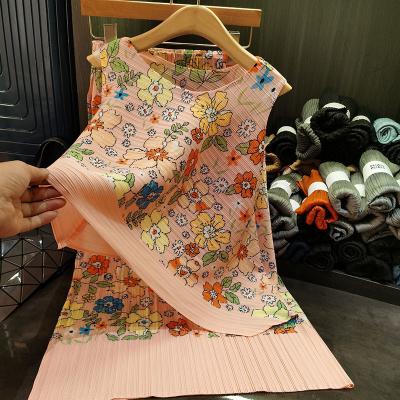 China Sweet Solid Pattern Two-Piece Set Short Irregular Tank Top and Above Knee A-Line Skirt with Elastic Waist Casual Style for sale