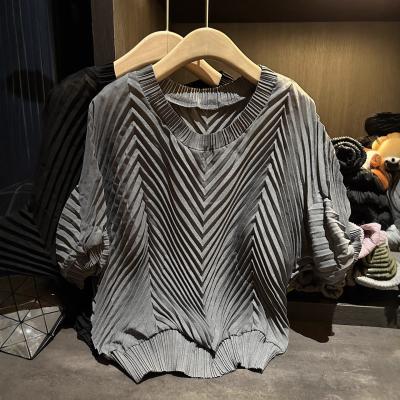 China Handmade Pleated Paper Pattern Design Korean Version Loose Short-Sleeved Solid Color T-Shirt for Women Ribbed Neck Summer for sale