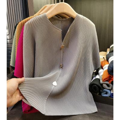 China Women's New Summer Casual Style Top High-Grade Button Decorative Pleated with Loose and Thin Short-Sleeved T-Shirt for sale