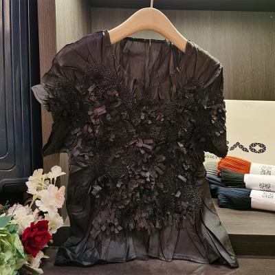 China Niche Design Sense Handmade Women's Pleated Top T-Shirt Eco-Friendly Slim Stretch Short-Sleeved with Pile Flower Pattern for sale
