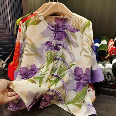 China Women's Retro Chinese Style Printed Neck Long-Sleeved Jacket with Pleated Top and Button Down Casual Outerwear for Spring for sale