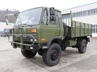 China EQ2070 Dongfeng 4 X 4 2.5 Ton Diesel Off Road Truck For Military Applications for sale