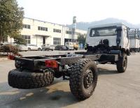 China Versatile 6x6 Cargo Truck Chassis All Wheel Drive Half a Row Seat 1-10t Load Capacity for sale