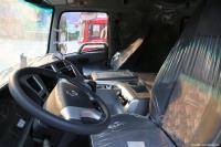China Dongfeng 245 4x2 Lhd Wingspan Euro 5 Cargo Truck Manual Transmission 6 8L Engine Capacity for sale