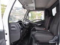 China Gross Vehicle Weight 13100 4 Cylinders Sale 4.5T 5.5T 4X2 Mini Light Van Cargo Truck for sale