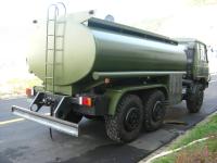 China 6x6 Fuel Tanker Truck 10000 Liters LHD/RHD for All-Terrain Fuel Transportation for sale