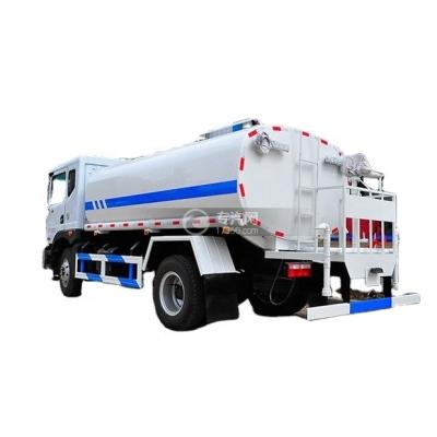 China Dongfeng 9.4liter Water Trucks Watering Truck Road Sprinkler 8600X2480X3200 mm 9.7CBM for sale