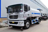 China Dongfeng 9.4liter Water Trucks Watering Truck Road Sprinkler 8600X2480X3200 mm 9.7CBM for sale