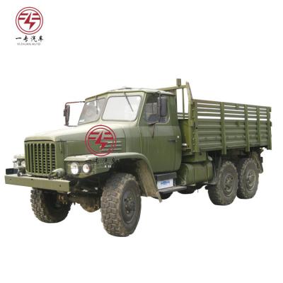 China 6x6 Trucks with Fast Cummins Diesel Engine and Left Hand Drive by Dongfeng Truck for sale