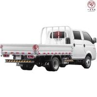 China Single-Row Cab YUCHAI Engine 4X2 Mini Cargo Truck for Affordable Prices in Chile/Peru for sale