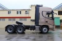 China 40t Tow Capability Dongfeng 6x4 Heavy Duty Tractor Truck With High Horsepower 520hp for sale