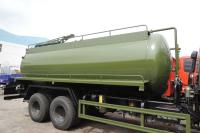 China 10 Wheels 10000L Septic Tank Vacuum Sewage Suction Truck For Heavy Duty Waste Removal for sale