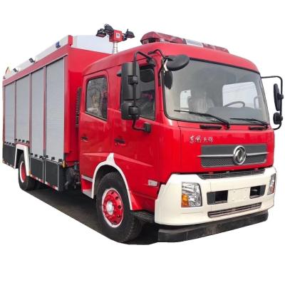 China 4.05m3 Tanker Dongfeng LHD Double Cabin Fire Engine Truck in Rescue and Fire Fighting for sale