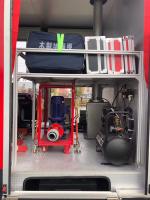 China 4.05m3 Tanker Dongfeng LHD Double Cabin Fire Engine Truck in Rescue and Fire Fighting for sale