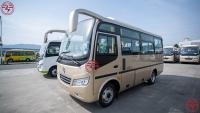 China 2022 Dongfeng 19seat Diesel Luxury Passenger Bus with Manual Transmission 3020 mm for sale