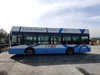 China 6500kg G.V.W 272hp Electric Mini Bus for Large Passenger Travel Low Carbon Emission for sale