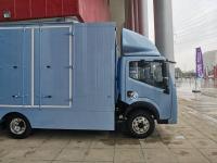 China 4x2 Electric Cargo Truck with 4200x2100x2100 mm Cargo Box and 6.50R16 12PR Tires for sale