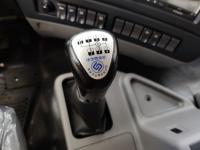 China Dongfeng 4x2 Wheel Drive Pickup Truck and 5Ton Diesel Dump Truck at Affordable for sale
