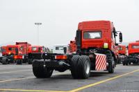 China Dongfeng KR 220HP 4X2 LNG Cargo Truck with and Cargo Tank Dimension 6750X2450X600 mm for sale