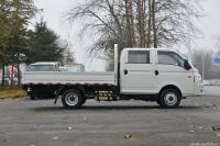 China 100P Double Cabin Forward Light Cargo Truck with Multimedia System and Left Steering for sale