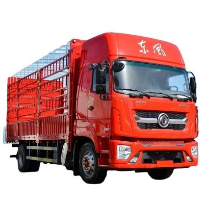 China Excellent Performance Medium Fence Cargo Truck for Live Stocks and Poultry Transportation for sale