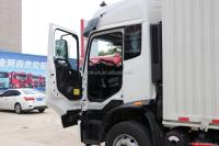 China Dongfeng 260HP 4x2 Winspan Cargo Trucks With 9800X2450X2600 Cargo Tank Dimension for sale