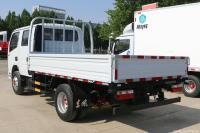 China 4X2 or 4x4 Dongfeng Pickup Cargo Van with Cummins Engine and 6 Forward Shift Number for sale
