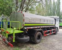 China 10000 liters Capacity Diesel Fuel Road Greening Sprinkler Tank Truck for Dust Control for sale