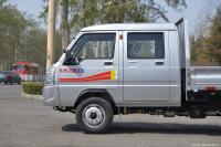 China FAW Light Cargo Truck with 2700x1540x360 Cargo Tank Dimension Manual Transmission for sale