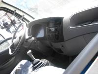 China Maximum Torque Nm of 500-1000Nm Dongfeng 4x2 3ton Payload Light Cargo Truck for sale