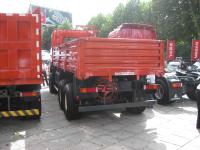 China Drive Through the Desert in Style with Dongfeng 6x6 Off-Road Truck Left Hand Drive for sale