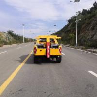 China 4 Wheel Small Wrecker Flatbed Recovery Truck Manual Transmission with Competitive for sale