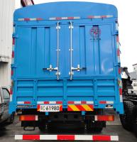 China EURO 5 10 Ton Dongfeng 4x2 Stake Cargo Truck with 5000mm Wheelbase and Animal Transport for sale