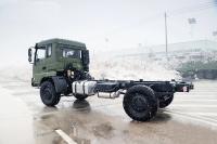 China Stylish 5 Ton Capacity Flatbed Truck Chassis in Gold Black with Wedding Decorations for sale