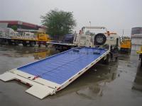 China Dongfeng 3ton/5ton Light Duty Flatbed Tow Truck with 8.25r20 Tires and Fuel Efficiency for sale