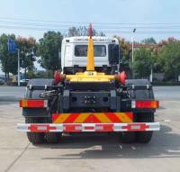 China Hook Lift Euro 5 Dongfeng 6X4 Sanitation Garbage Truck For Customized Waste Collection for sale
