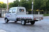 China Hot Dubai Market 4*4 Full Automatic Dump Truck with Rear Camera and 4x2 Drive Wheel for sale