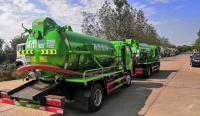 China Half a row Diesel Mobile Sewage Suction Vehicle with 2982ml Displacement in Good Condition for sale