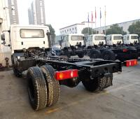 China Fast Gearbox Manual Left Steering Trailer Tractor Haulage Trucks Sale for Dongfeng for sale