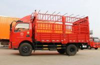 China 8 Cylinders Diesel Fuel Fence Van Cargo Trucks For Animal Transportation for sale